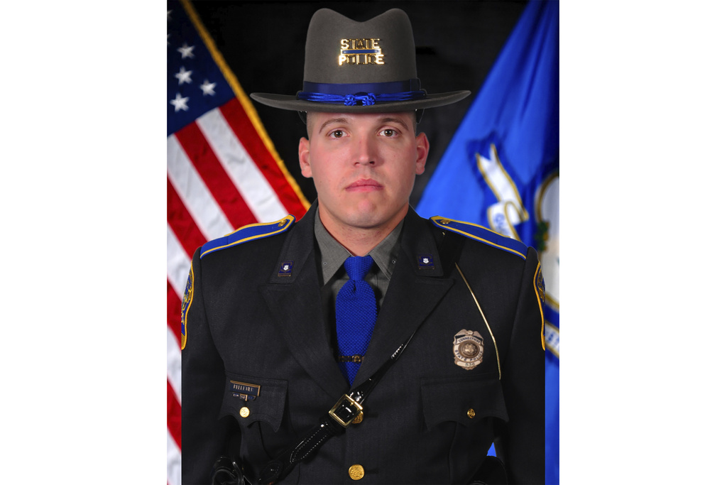 Hit-and-run driver who killed Connecticut state trooper pleads guilty ...